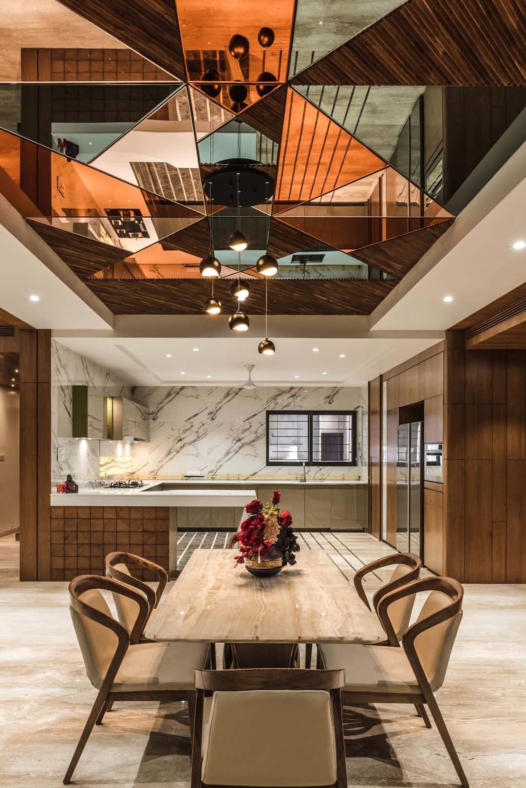 2022's Stylish Ceiling Design Trends - Innovative Ideas for Home