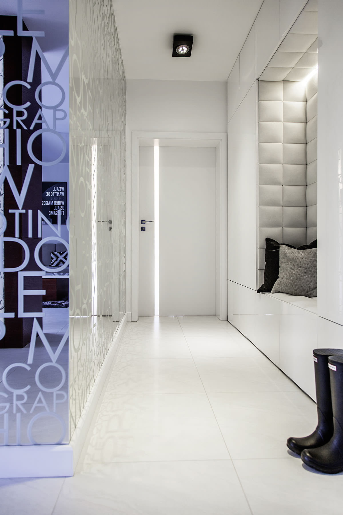 How to design a hallway in high-tech style?