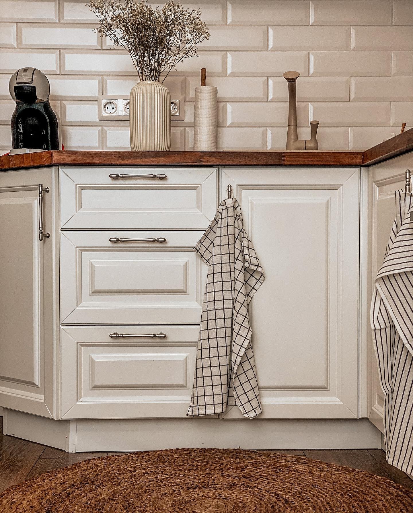 Kitchen Cabinet Height: Standards, Layouts, and Guidelines for ...