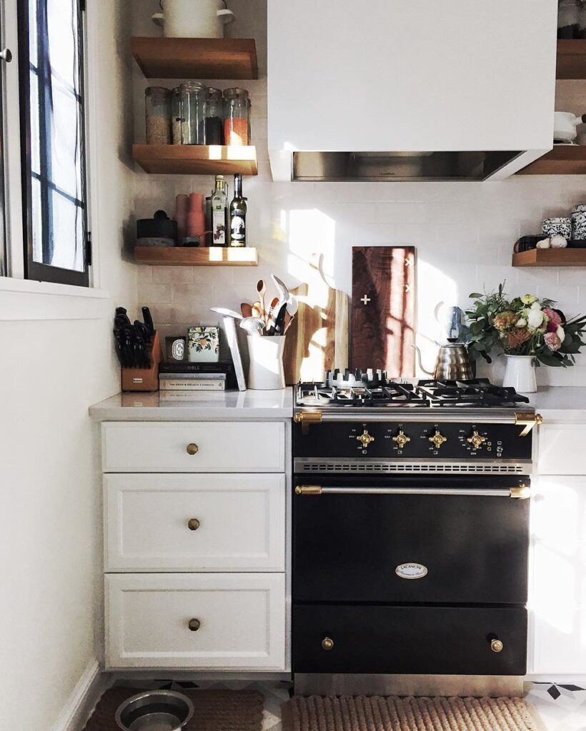 A small kitchen: 15 ideas for inspiration