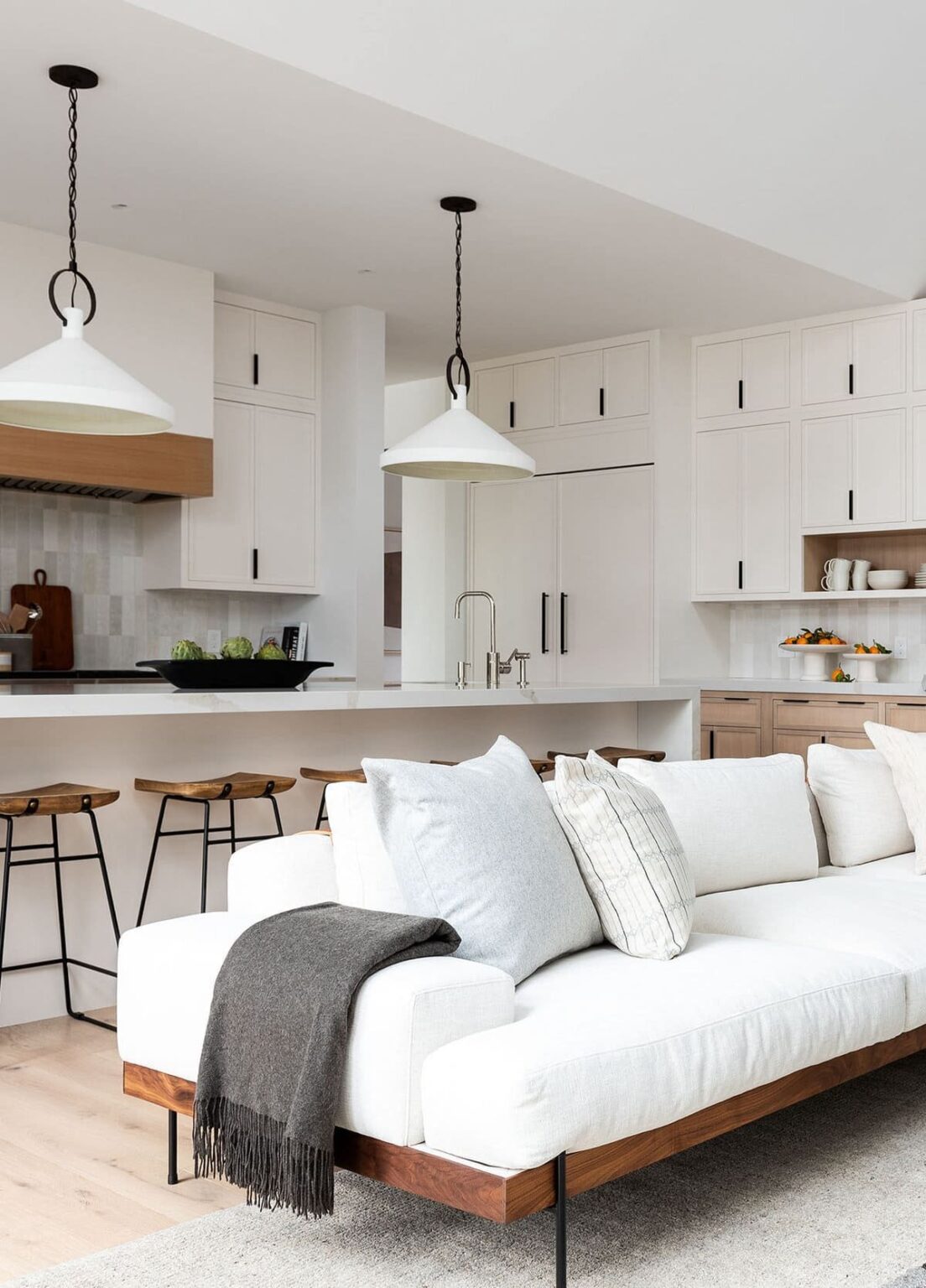 American Style Interior: Modern Design Trends for a Timeless Look
