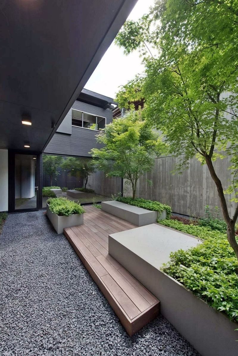 High-Tech Style in Landscape Design: Decorating Ideas